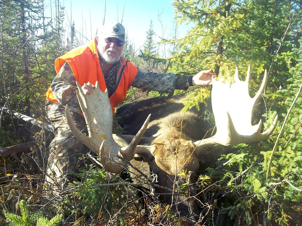 Moose Hunting in Manitoba Canada: Gage Outdoor Expeditions